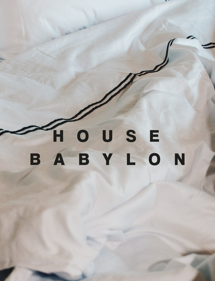 The Art of Comfort: Navigating the World of Bedding Sets in House Baby - House Babylon